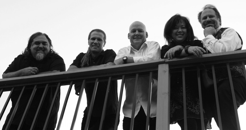 Sharon Whyte: Mistress of Musical Energy | San Diego Troubadour