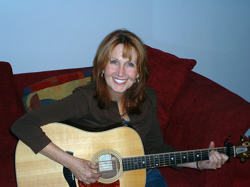 Suzanne Shea: When an Irish Heart Is Singing | San Diego Troubadour