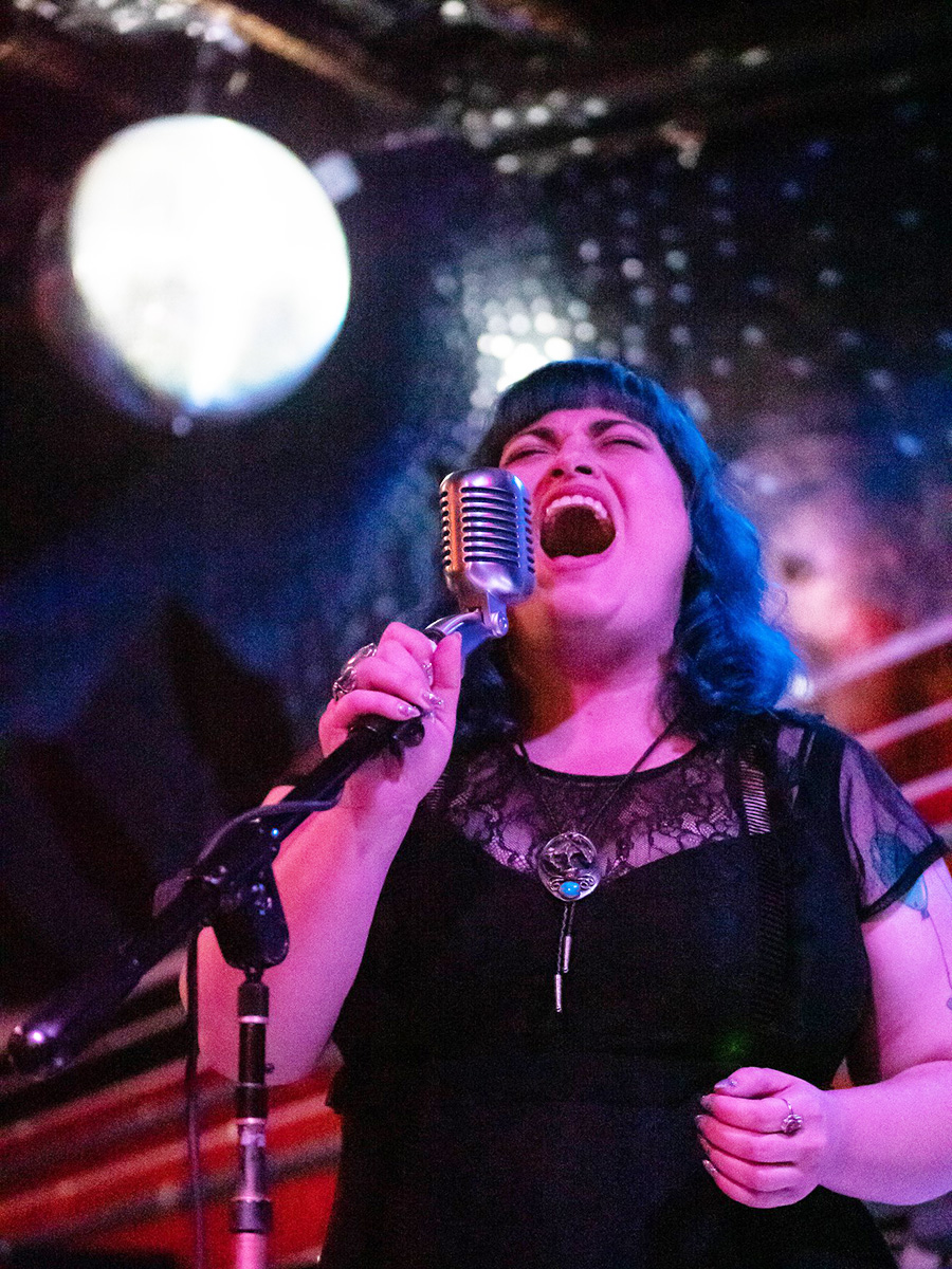 What’s New, Chloe Lou? | San Diego Troubadour