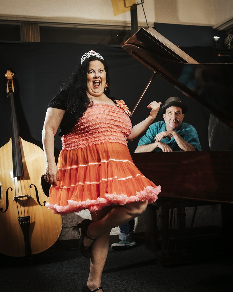 Laura Jane Willcock and Thomas Yearsley: Sweethearts on an E-Ticket ...