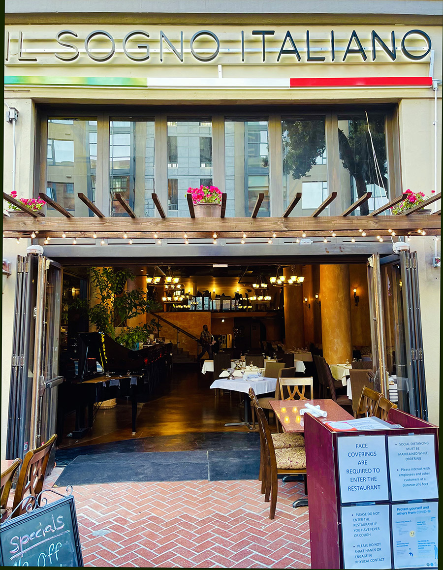Entrance to Il Sogno Italiano.