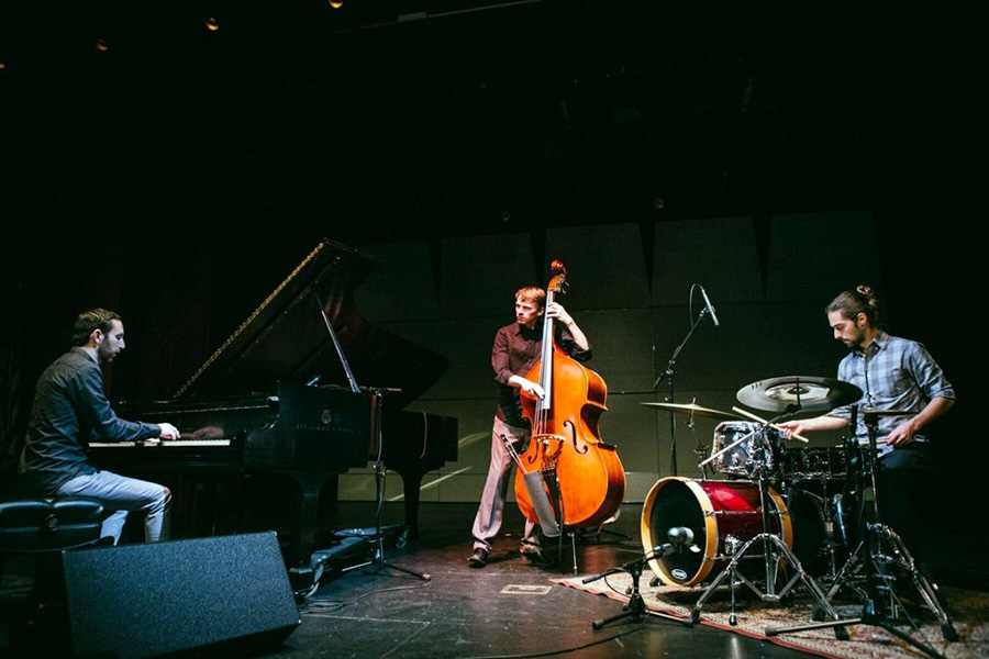 Jazz 88 Keeps Pumping Out the Tunes: Station persists despite numerous ...